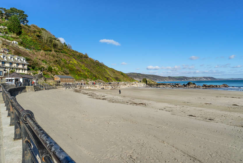 Looe Beach, Cornwall Beaches - Luxury Cornish Breaks
